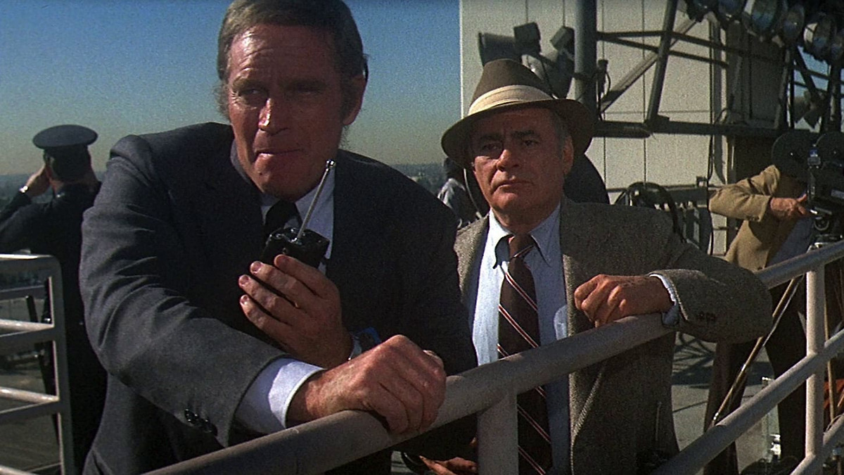 Two-Minute Warning’ review by Joe Cilio • Letterboxd